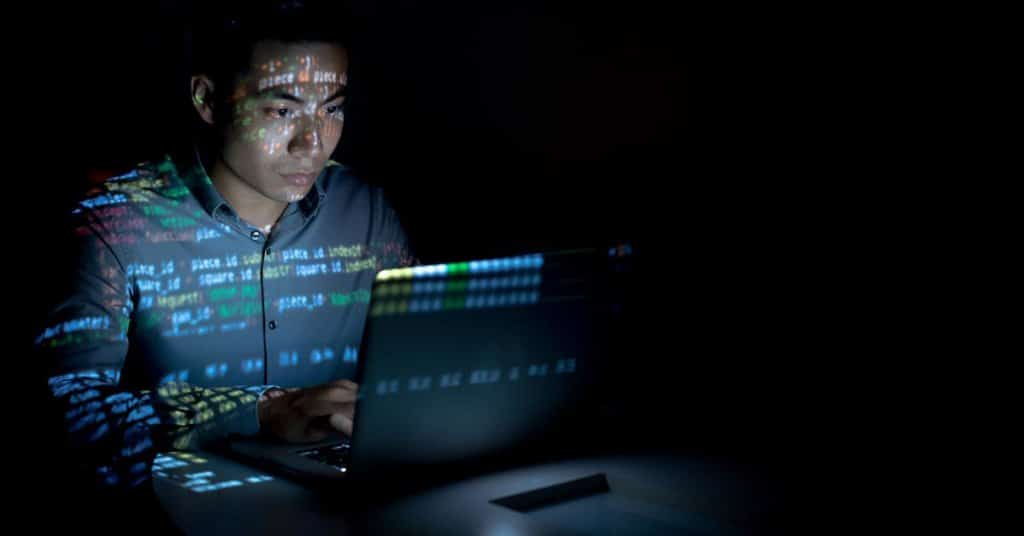 Geleceğin Dili Kodlama: En Popüler 14 Programlama Dili - CEOtudent